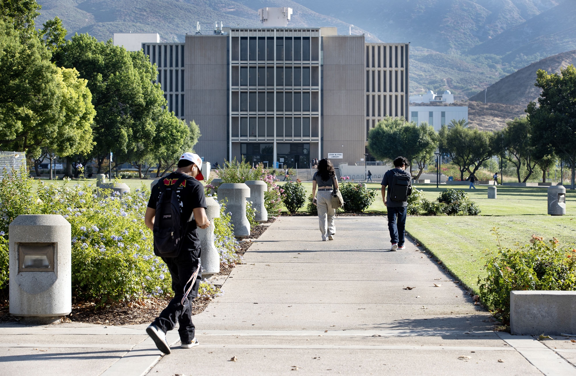 CSUSB welcomes back The Pack | CSUSB News | CSUSB